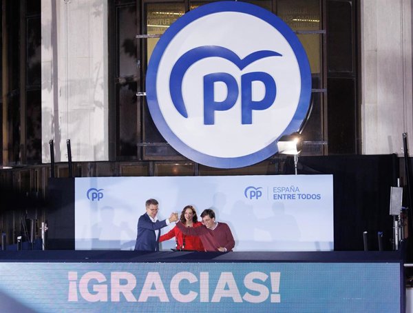 El PP aventaja al PSOE en 750.000 votos y recupera su hegemonía en ...