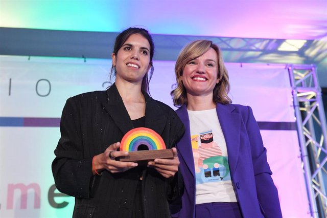 Alba Redondo, premiada por el reconocimiento a la visibilidad LGTBI en ...
